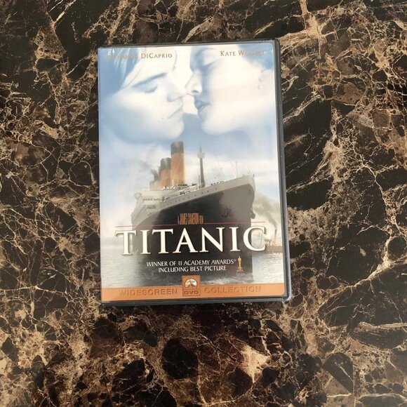 Paramount Pictures | Media | Titanic Dvd Leonardo Dicaprio Kate Winslet ...